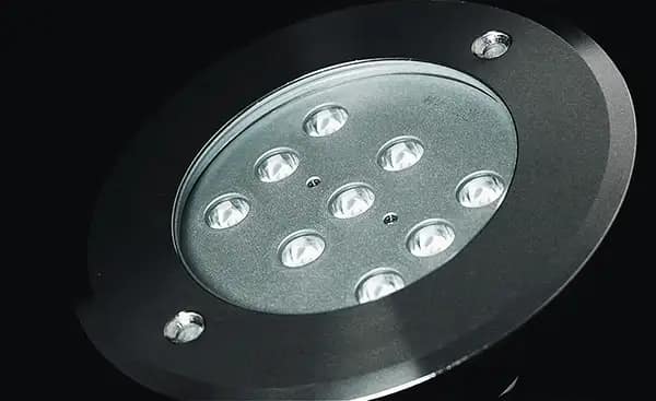 Material Selection of Swimming Pool Lights